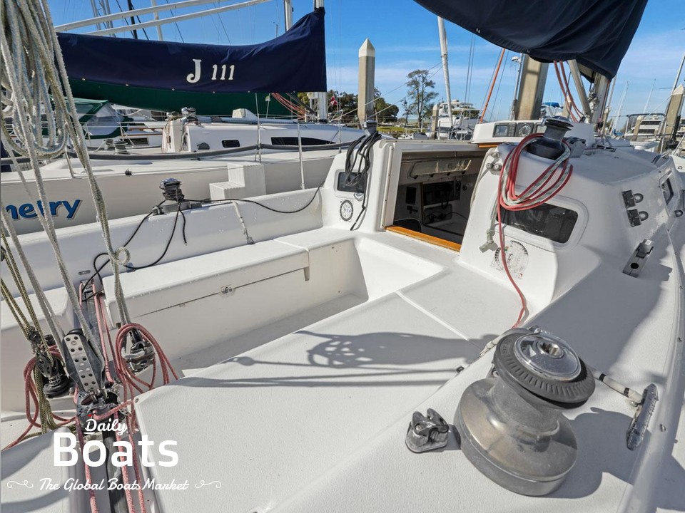 2001 J Boats J/105 for sale. View price, photos and Buy 2001 J Boats J ...