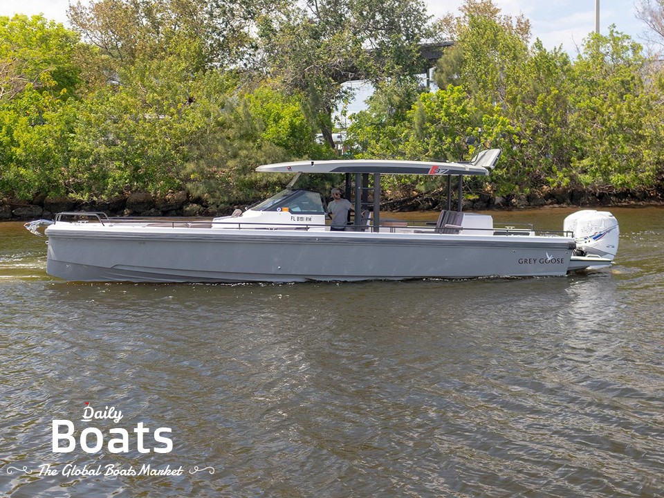 2017 Axopar 37 Sun Top for sale. View price, photos and Buy 2017 Axopar ...