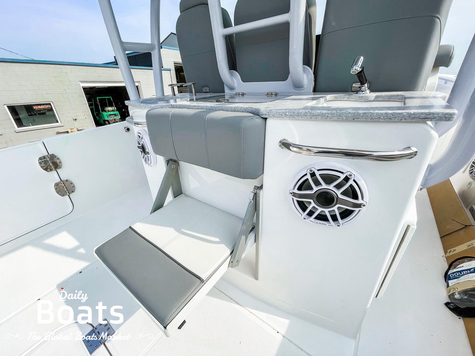2021 Everglades 365 Center Console for sale. View price, photos and Buy ...
