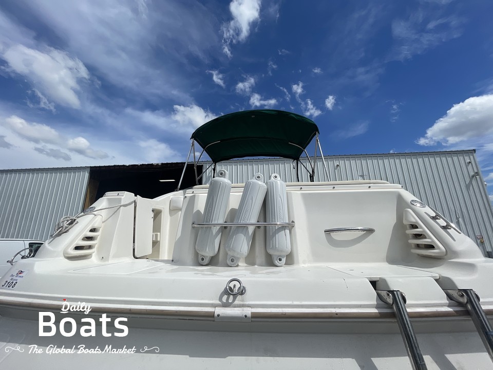 1998 Monterey 262 for sale. View price, photos and Buy 1998 Monterey ...