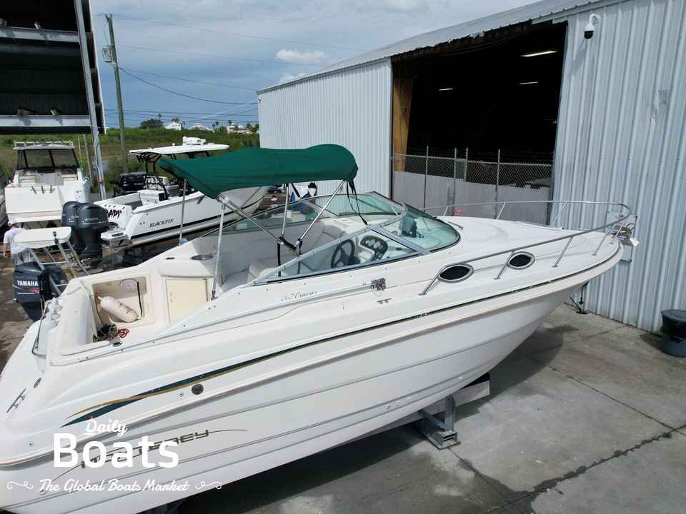 1998 Monterey 262 for sale. View price, photos and Buy 1998 Monterey ...