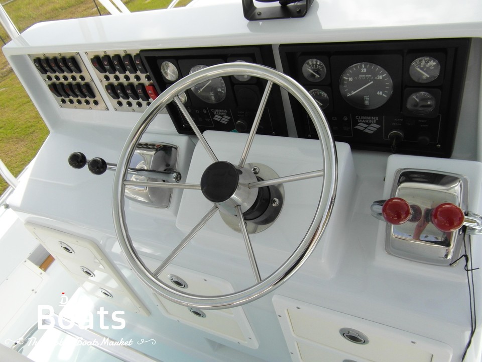 1977 Topaz 28 Sportfish for sale. View price, photos and Buy 1977 Topaz ...