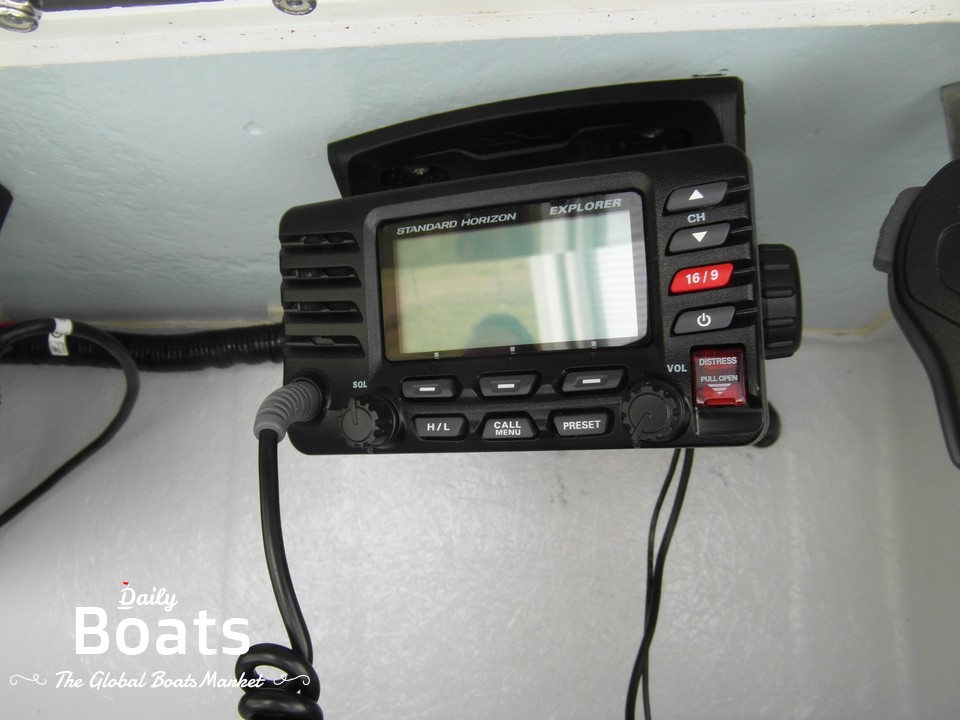 1977 Topaz 28 Sportfish for sale. View price, photos and Buy 1977 Topaz ...