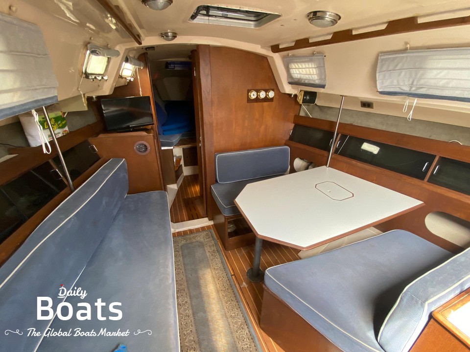 1985 Hunter 31 Sl for sale. View price, photos and Buy 1985 Hunter 31 ...