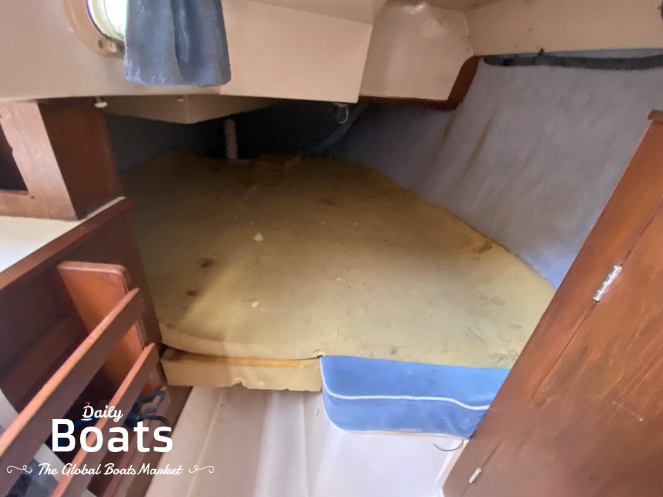 1985 Hunter 31 Sl for sale. View price, photos and Buy 1985 Hunter 31 Sl #305051