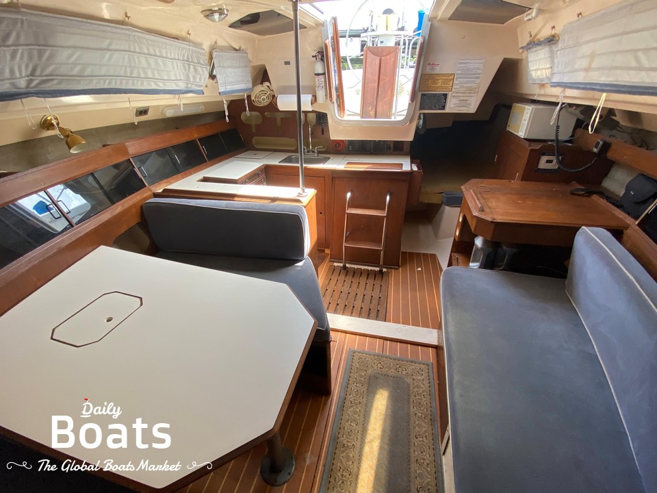 1985 Hunter 31 Sl for sale. View price, photos and Buy 1985 Hunter 31 Sl #305051