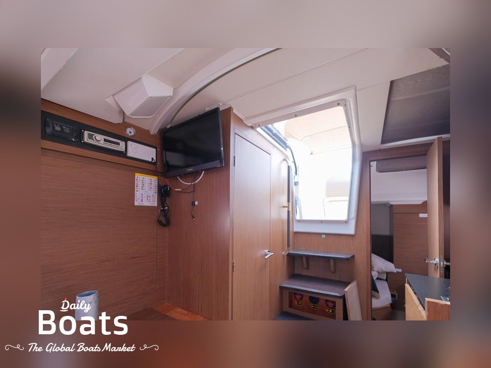 2018 Jeanneau Leader 30 for sale. View price, photos and Buy 2018 ...