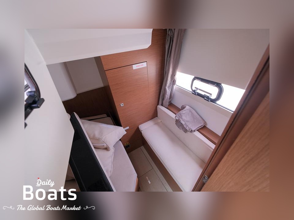 2018 Jeanneau Leader 30 for sale. View price, photos and Buy 2018 ...