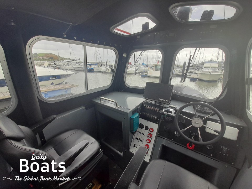 2004 Halmatic Arctic 28 Cabin Rib for sale. View price, photos and Buy ...