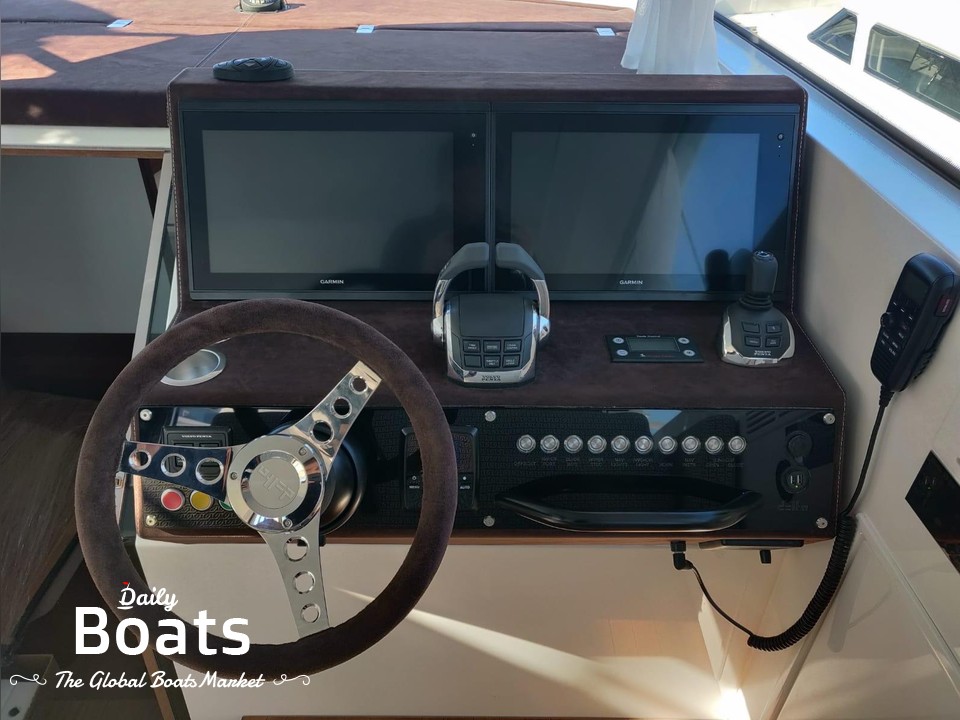 2018 Delta Powerboats 33 Coupe for sale. View price, photos and Buy ...