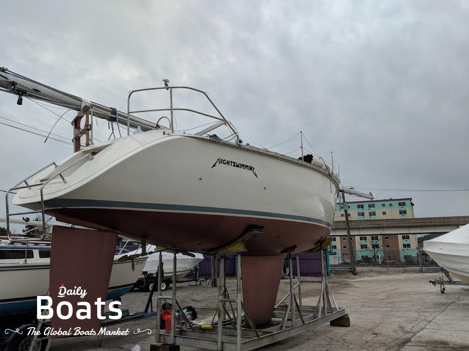 1987 Hunter Legend for sale. View price, photos and Buy 1987 Hunter ...