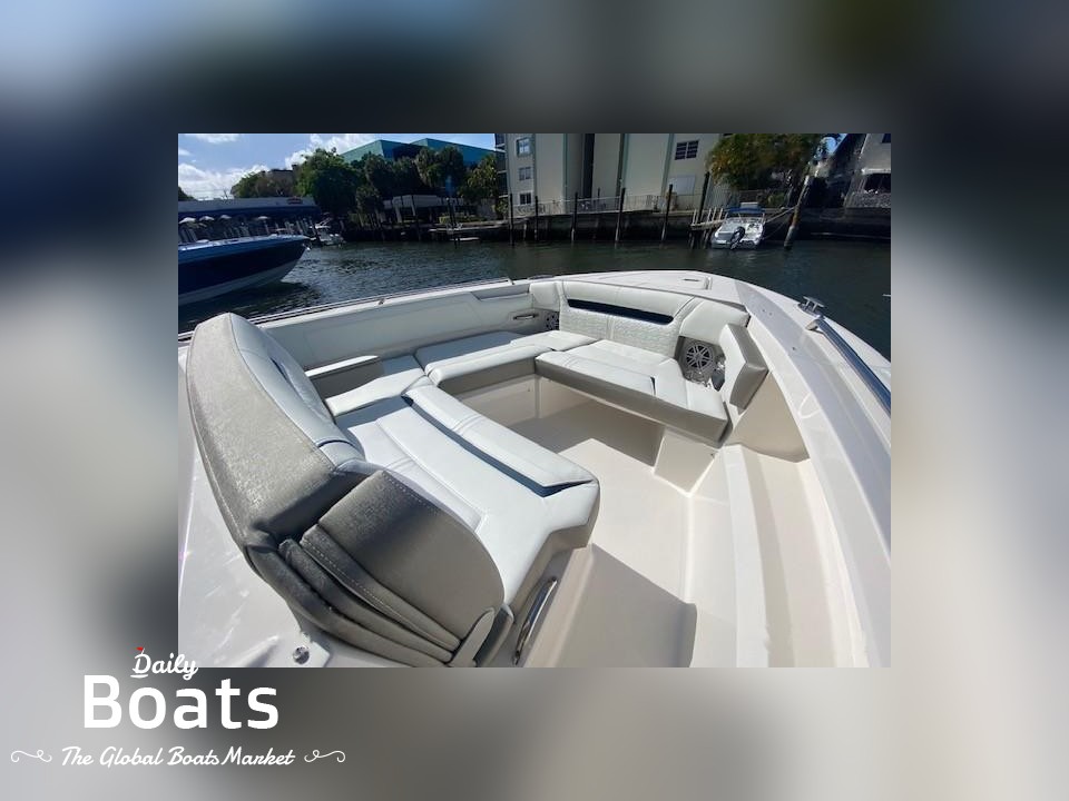 2022 Tiara Yachts 34 Ls for sale. View price, photos and Buy 2022 Tiara ...