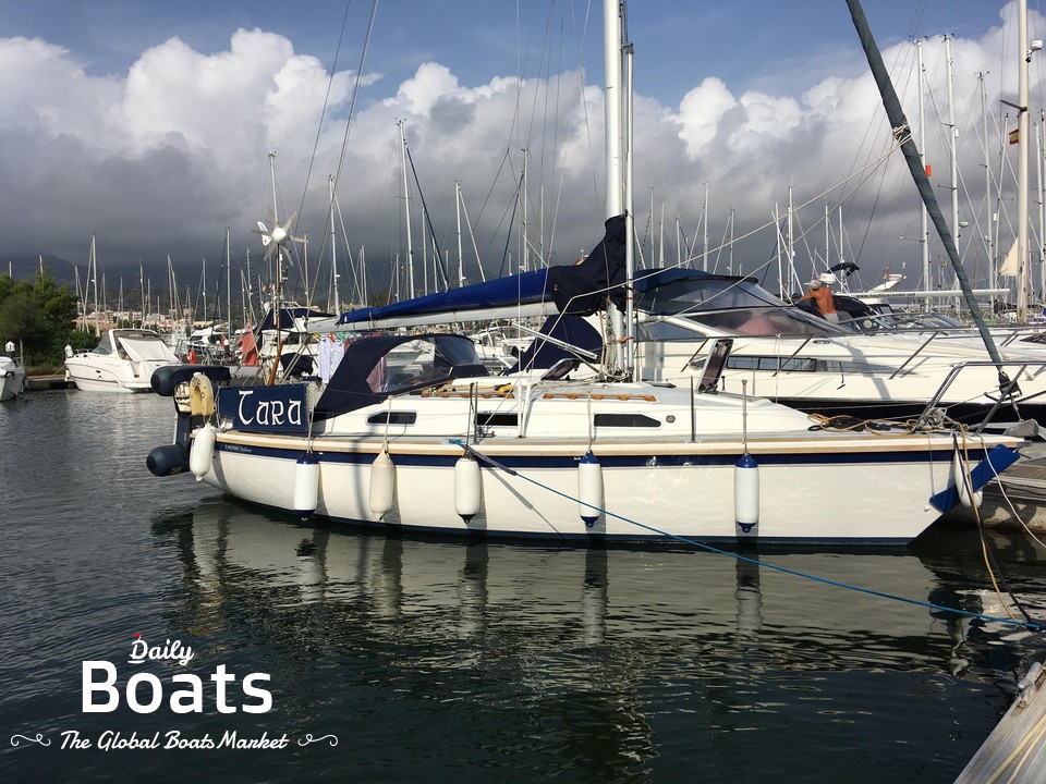 1997 Westerly Fulmar 32 for sale. View price, photos and Buy 1997 ...