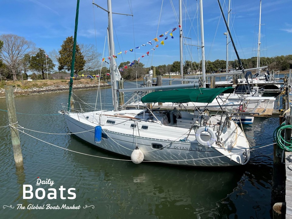 1997 Beneteau Oceanis 351 for sale. View price, photos and Buy 1997 ...