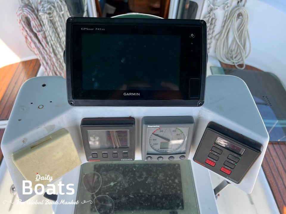 1997 Beneteau Oceanis 351 for sale. View price, photos and Buy 1997 ...