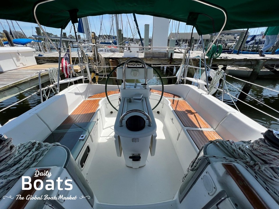 1997 Beneteau Oceanis 351 for sale. View price, photos and Buy 1997 ...