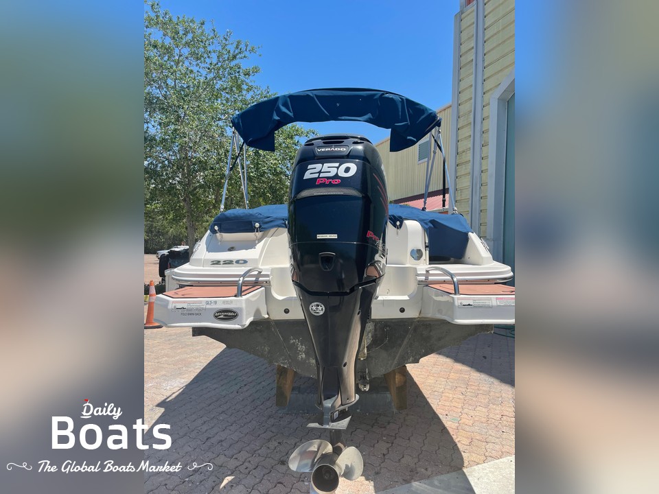 2014 Sea Ray 220 Sundeck Outboard for sale. View price, photos and Buy ...