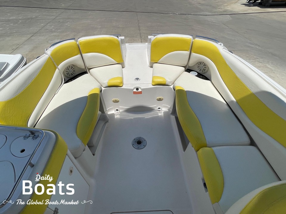 2004 Monterey 263 Ex Explorer for sale. View price, photos and Buy 2004 ...