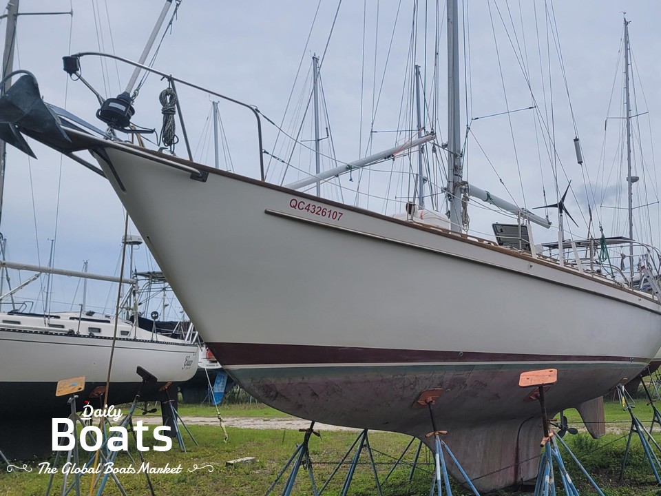 1983 Pearson 424 for sale. View price, photos and Buy 1983 Pearson 424 ...