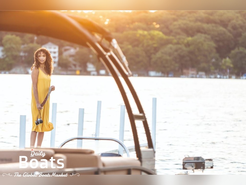 2022 Harris Solstice 230 for sale. View price, photos and Buy 2022 ...