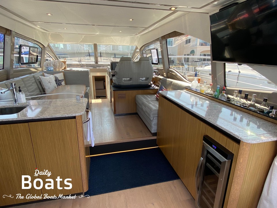 2017 Sea Ray 460 Fly for sale. View price, photos and Buy 2017 Sea Ray ...