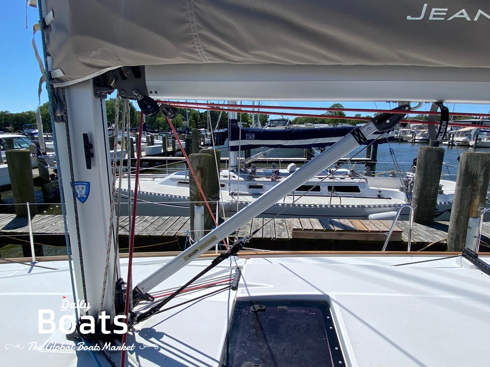 2013 Jeanneau 379 for sale. View price, photos and Buy 2013 Jeanneau ...