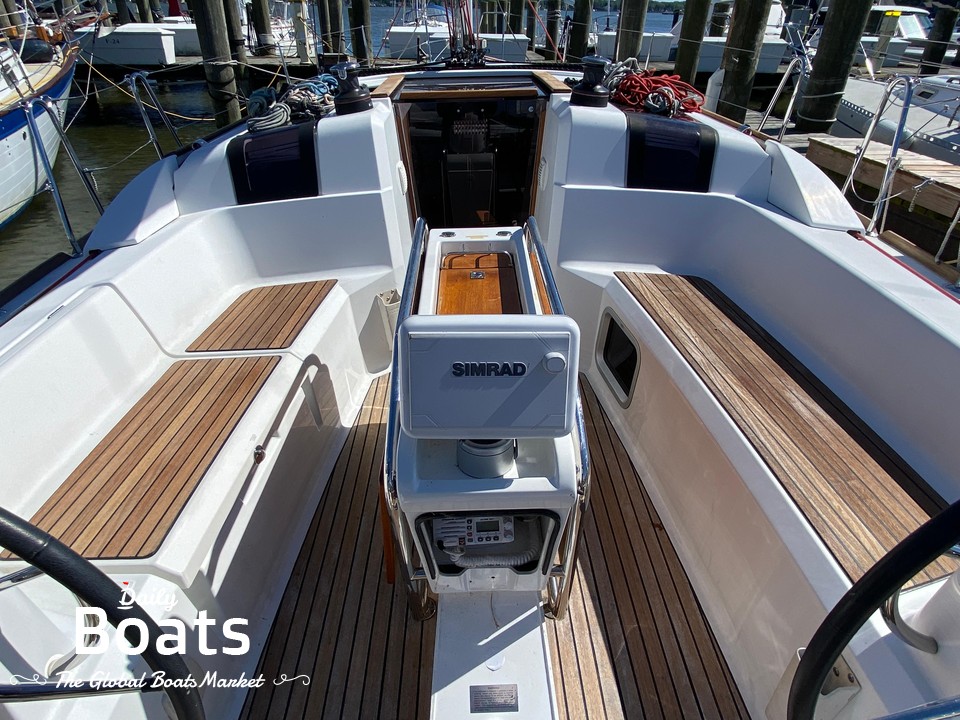 2013 Jeanneau 379 for sale. View price, photos and Buy 2013 Jeanneau ...