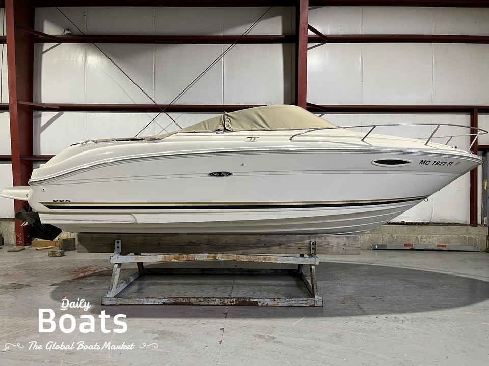 2002 Sea Ray 225 Weekender for sale. View price, photos and Buy 2002 ...