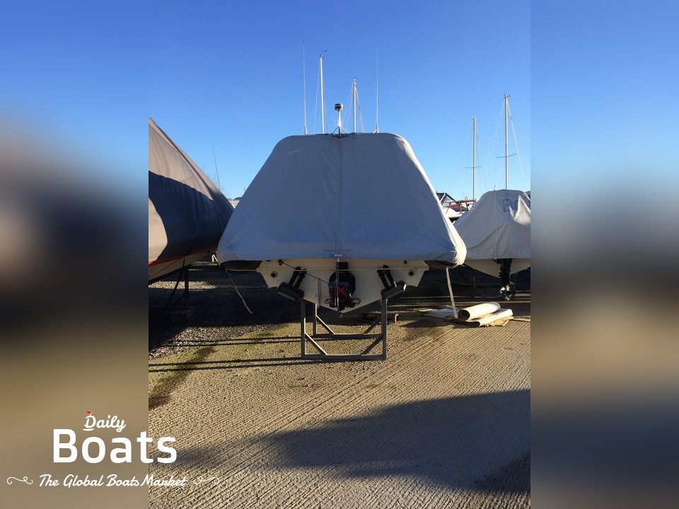 2009 Scorpion 9.2M for sale. View price, photos and Buy 2009 Scorpion 9 ...