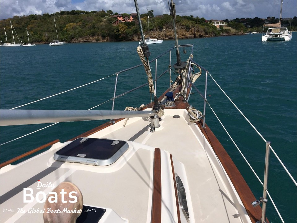 1996 Island Packet 37 for sale. View price, photos and Buy 1996 Island ...