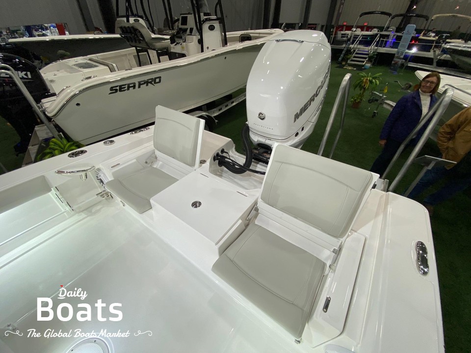 2022 Everglades 253 for sale. View price, photos and Buy 2022 ...