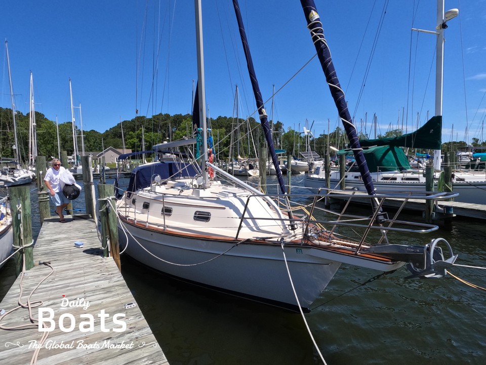 2002 Island Packet 320 for sale. View price, photos and Buy 2002 Island ...