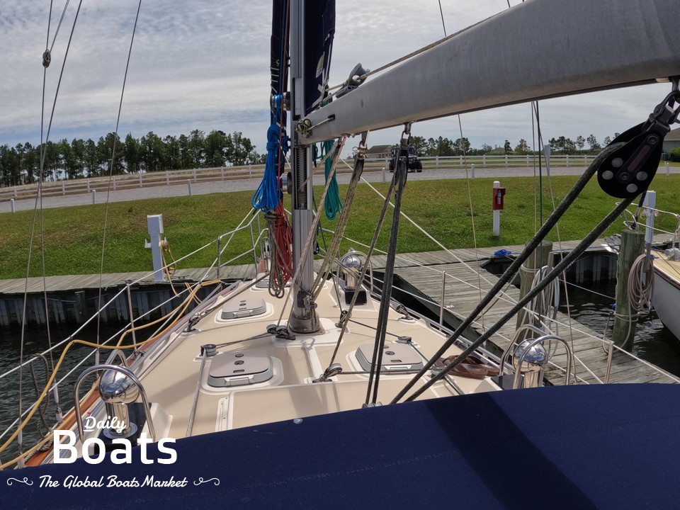 2002 Island Packet 320 for sale. View price, photos and Buy 2002 Island ...