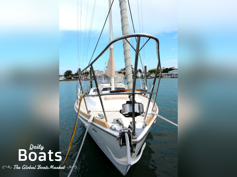 1981 Gulfstar Sailmaster for sale. View price, photos and Buy 1981 ...
