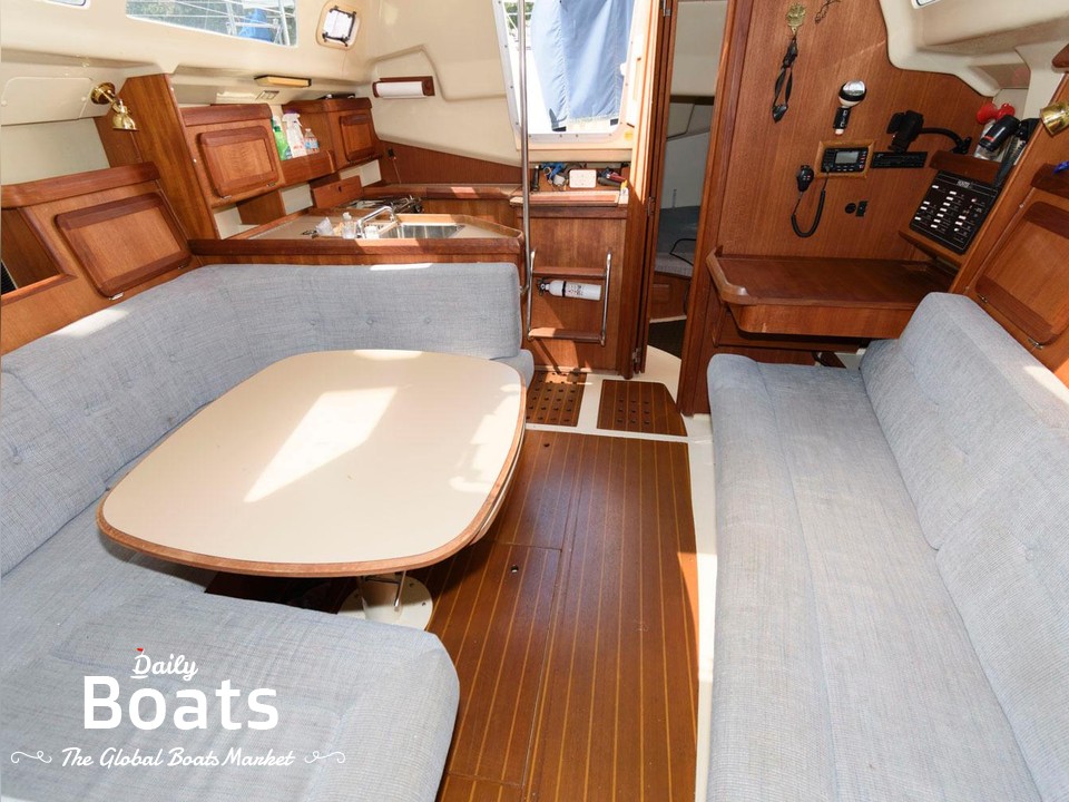 1994 Hunter 33.5 for sale. View price, photos and Buy 1994 Hunter 33.5 ...