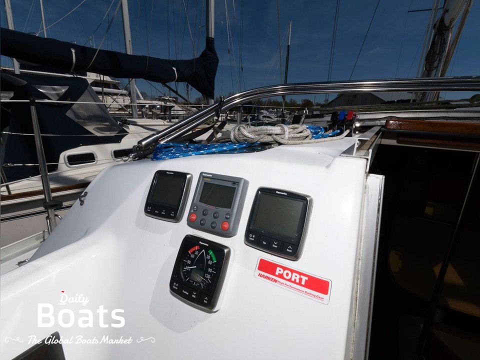 1994 Hunter 33.5 for sale. View price, photos and Buy 1994 Hunter 33.5 ...