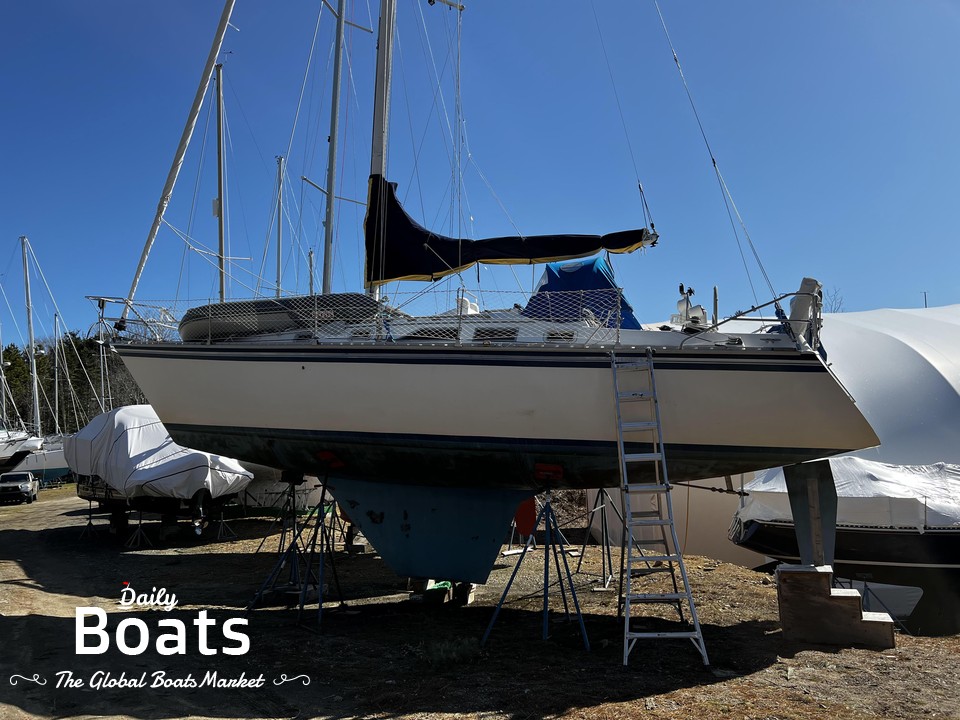 1983 Hunter 34 for sale. View price, photos and Buy 1983 Hunter 34 #306123