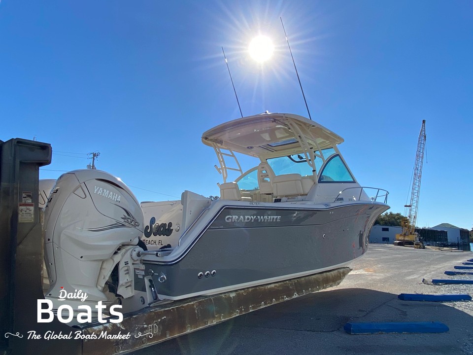 2020 Grady-White 330 Express for sale. View price, photos and Buy 2020 ...