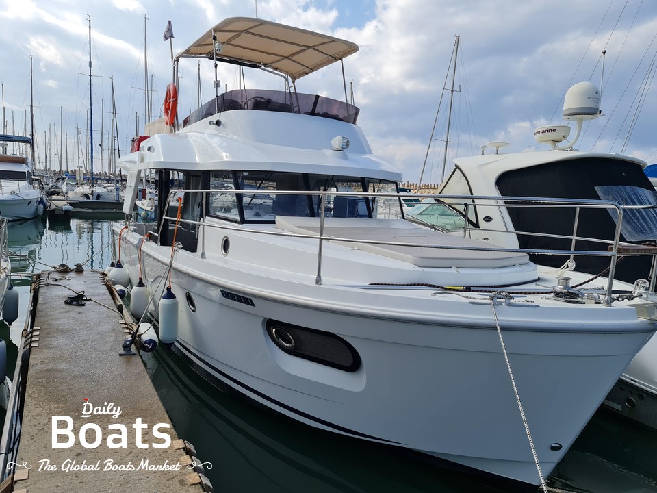 2020 Beneteau Swift Trawler 35 for sale. View price, photos and Buy 2020 Beneteau Swift Trawler ...