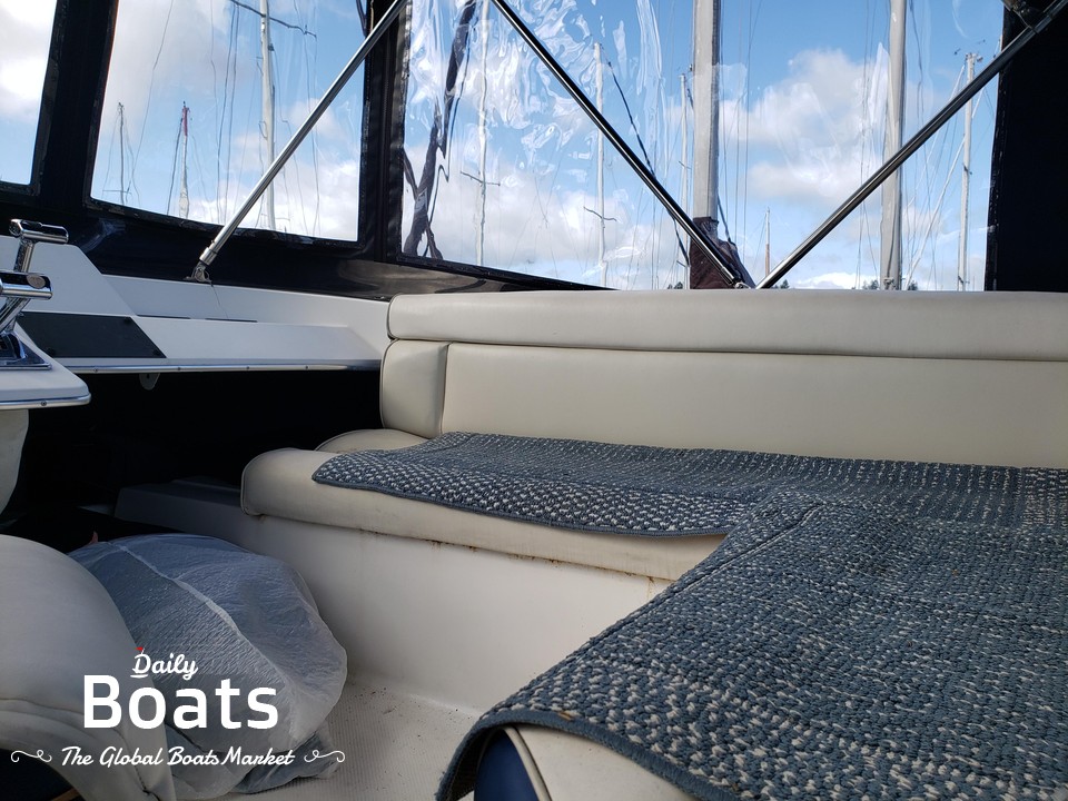 1995 Bayliner 2858 Classic for sale. View price, photos and Buy 1995 ...