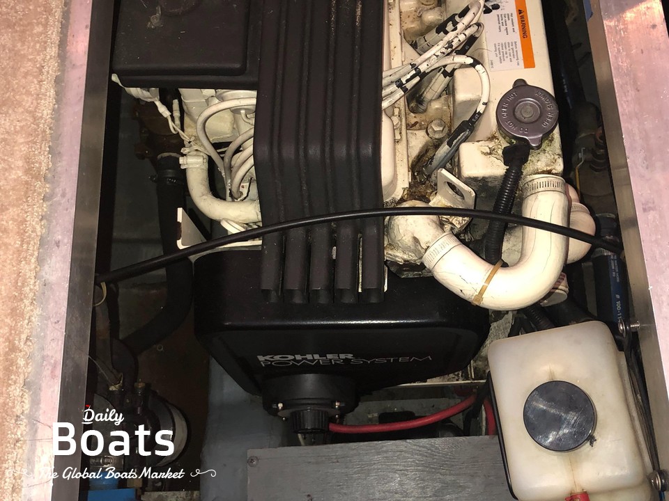 1996 Carver 355 Aft Cabin for sale. View price, photos and Buy 1996 ...