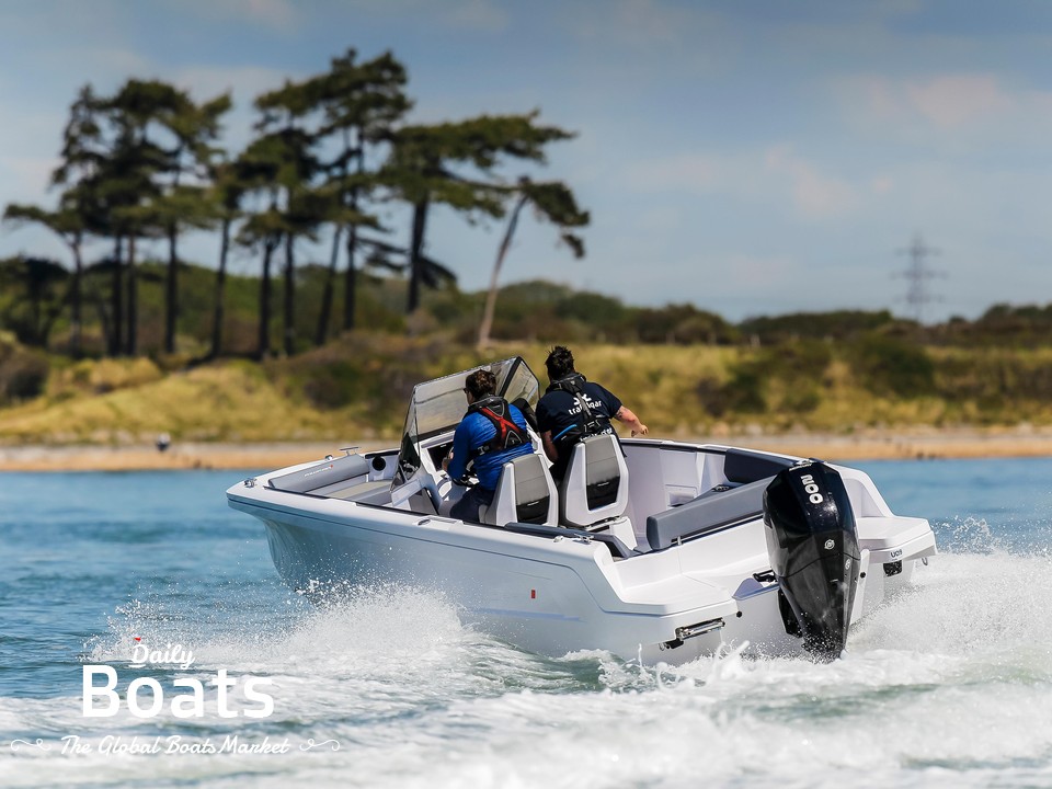 2022 Axopar 22 Spyder for sale. View price, photos and Buy 2022 Axopar ...