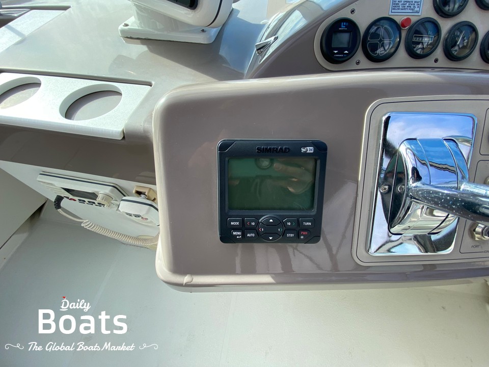 1997 Carver 35 Mariner for sale. View price, photos and Buy 1997 Carver ...