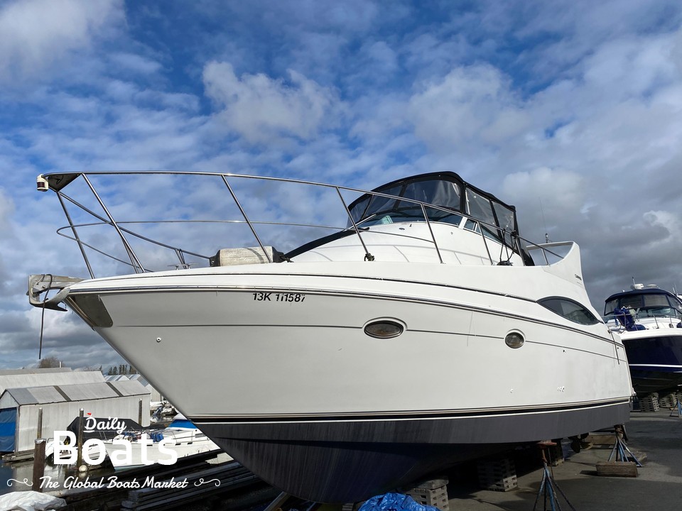 1997 Carver 35 Mariner for sale. View price, photos and Buy 1997 Carver ...