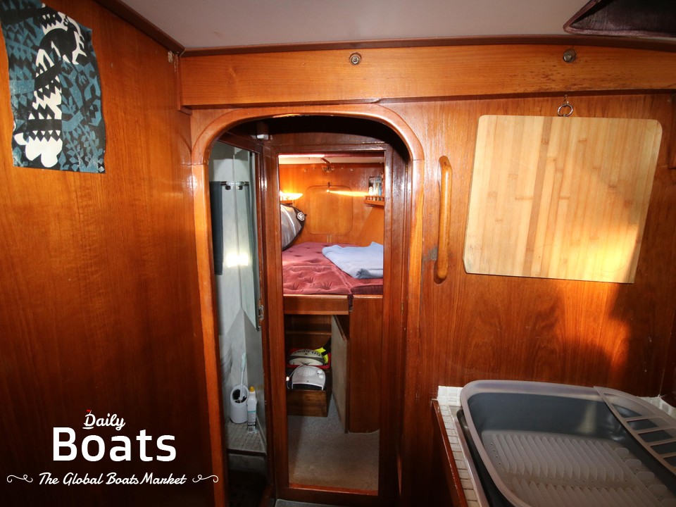 1984 Colvic Victor 41 for sale. View price, photos and Buy 1984 Colvic ...