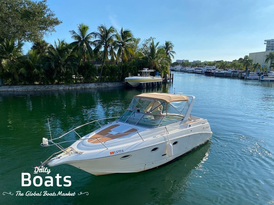 Larson 290 express cruiser for sale - Daily Boats