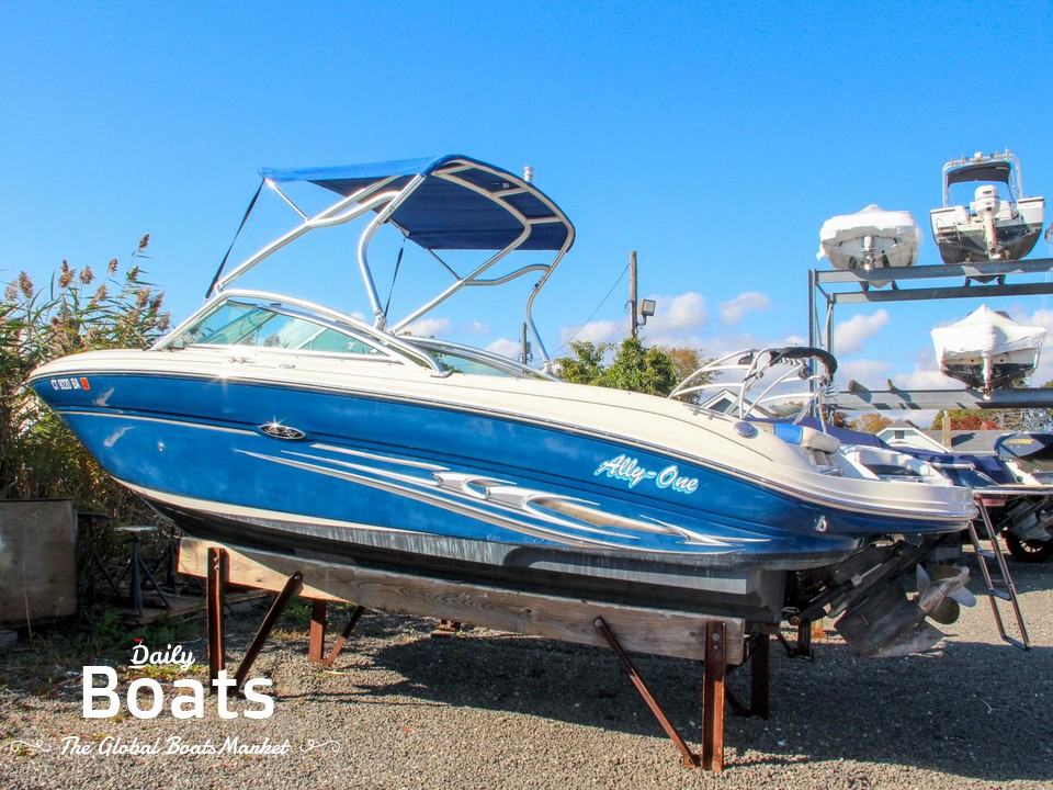 2004 Sea Ray 220 Select for sale. View price, photos and Buy 2004 Sea ...