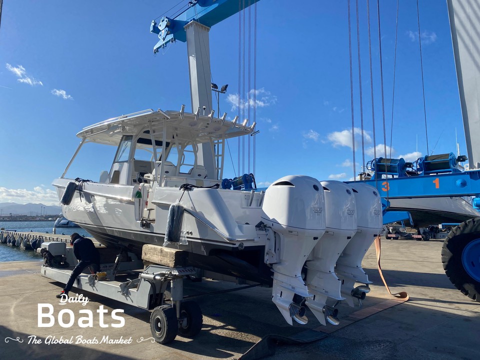 2016 Everglades 355 Cc for sale. View price, photos and Buy 2016 ...