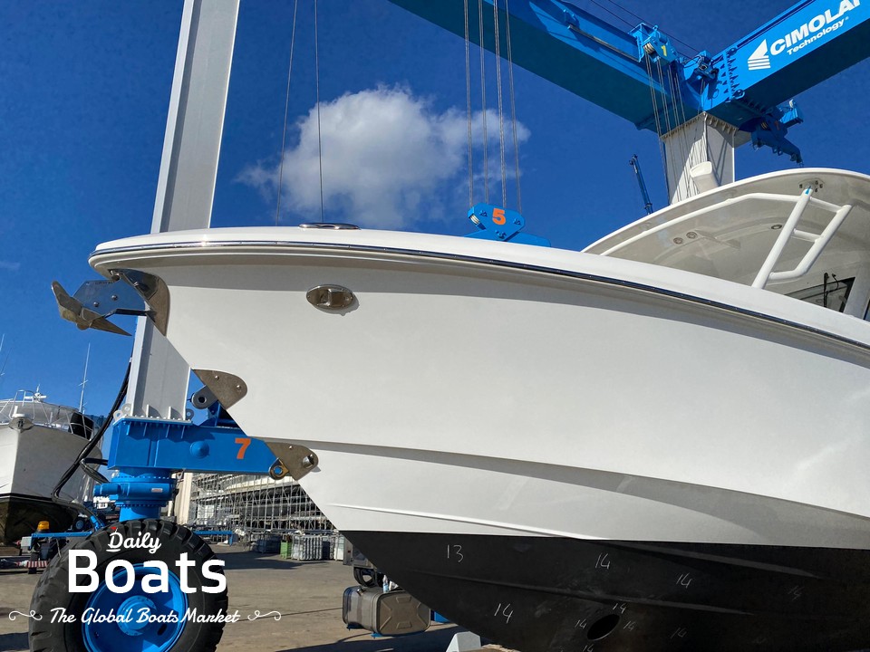 2016 Everglades 355 Cc for sale. View price, photos and Buy 2016 ...