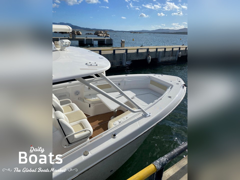 2016 Everglades 355 Cc for sale. View price, photos and Buy 2016 ...